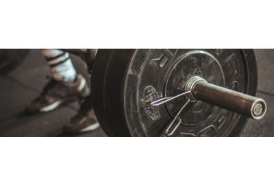 Antrenamente cu greutati: beneficii, precautii si recomandari